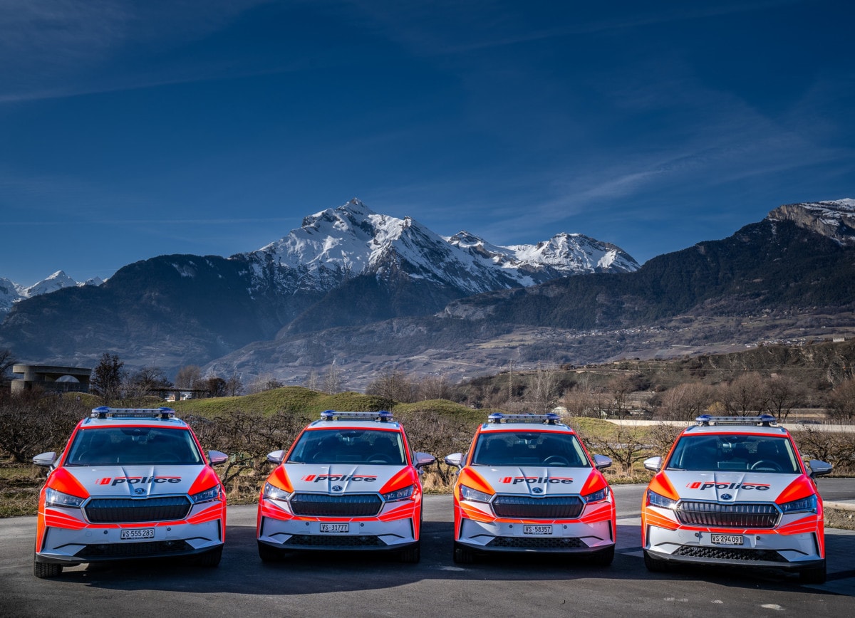Wallis: Neue Elektrofahrzeuge für die Kantonspolizei – Kantonspolizei ...